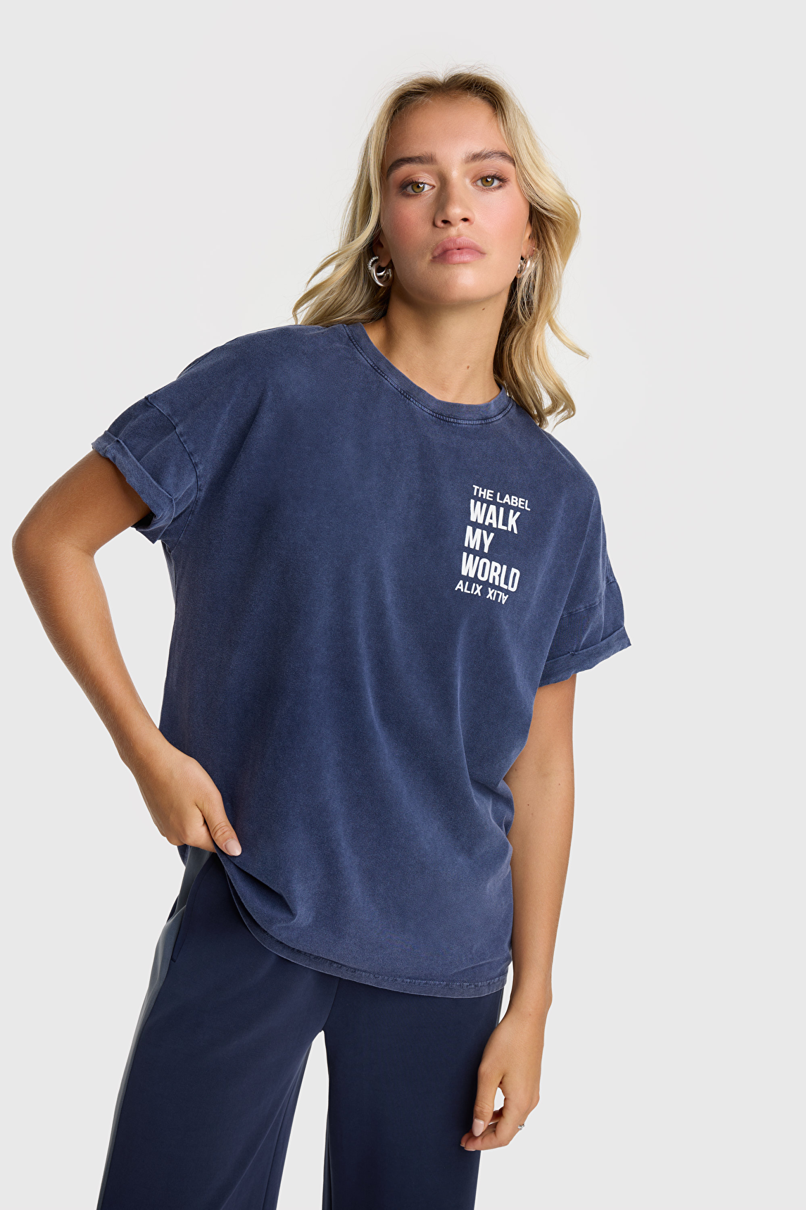 WALK MY WORLD T-SHIRT | Alix
