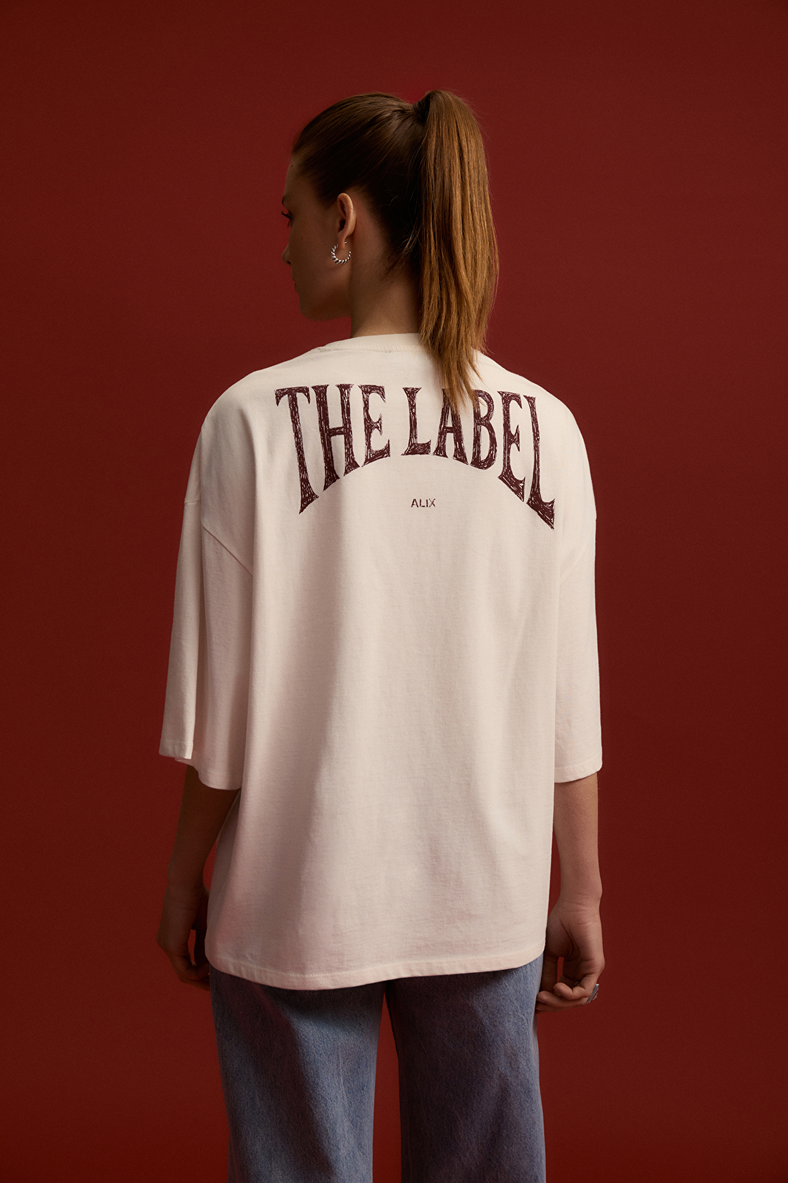 BACK LOGO T-SHIRT | Alix